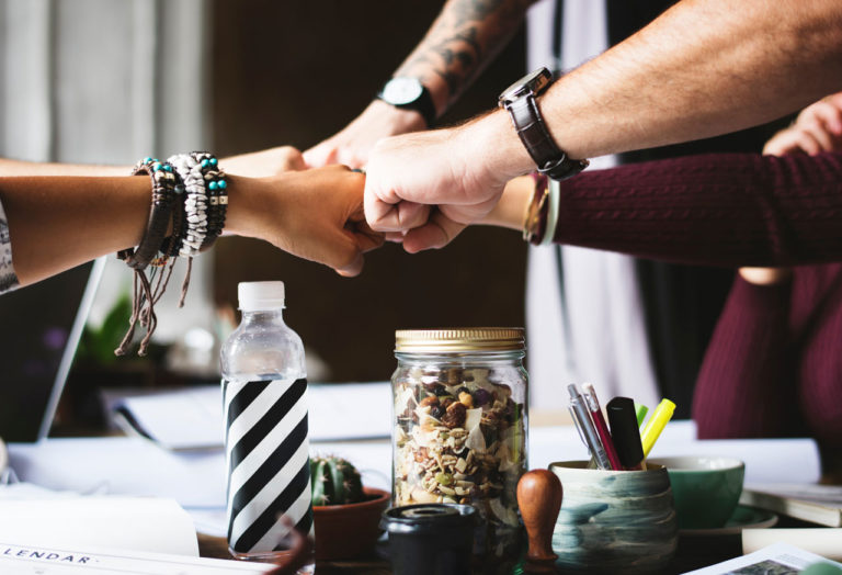 7 Examples of Teamwork & Collaboration in the Workplace
